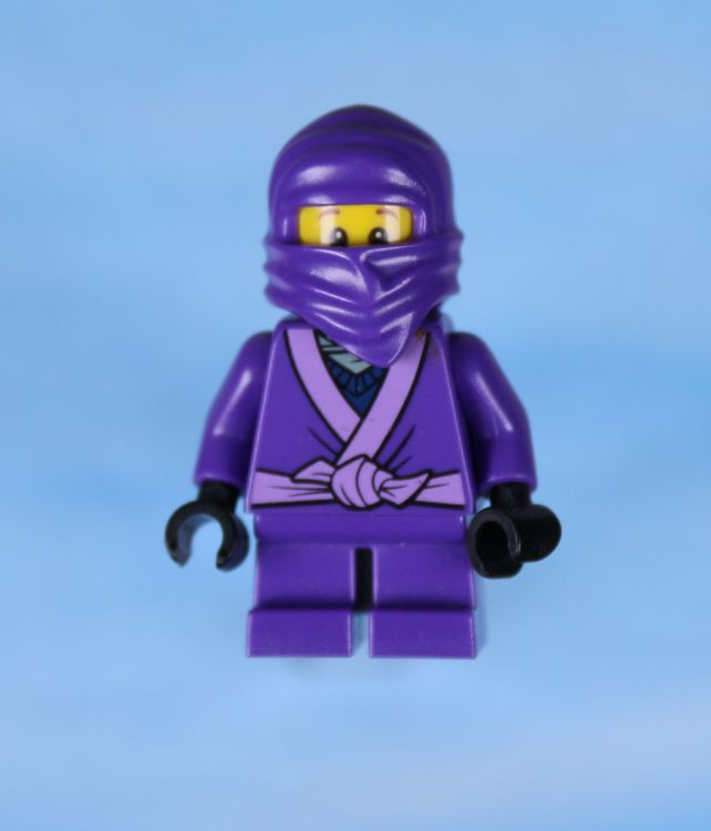LEGO® Ninjago Minifigur Lil' Nelson - Dark Purple Robe | Kaufen auf Ricardo