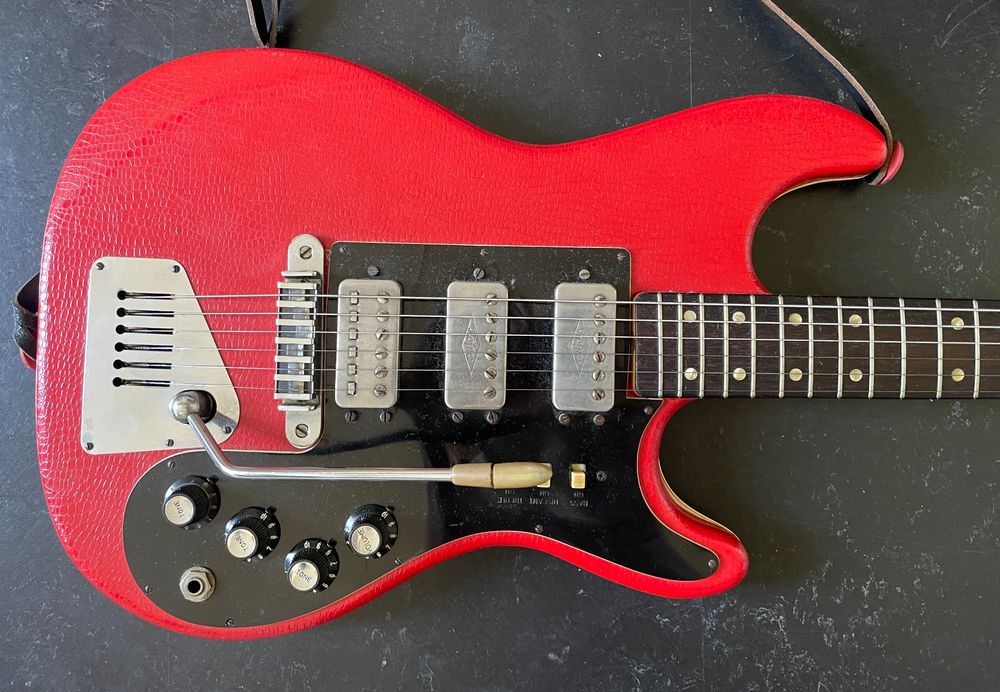 Höfner 173 Tolex Red Snakeskin ca 1960 | Kaufen auf Ricardo
