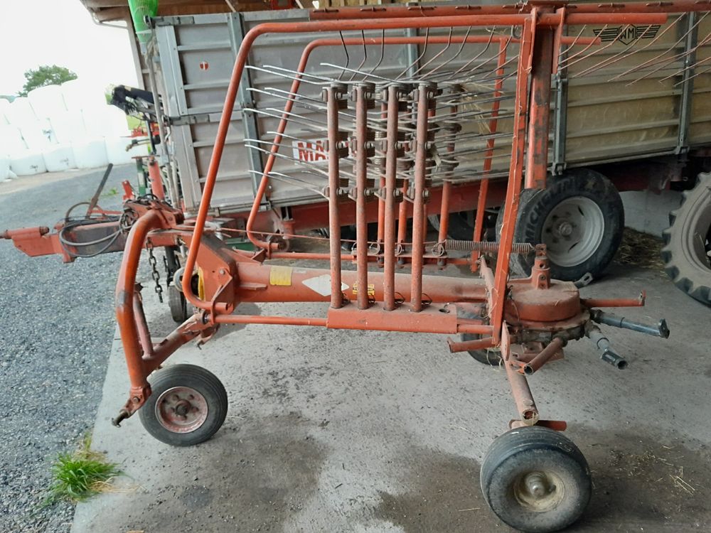 Schwader Kreiselschwader (Gebraucht) in Altstätten SG für CHF 864 – nur ...