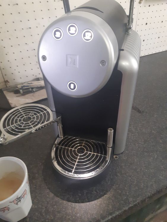 Nespresso Kaffeemaschine Zenius 100 Pro, Top Zustand! (Gebraucht) in ...