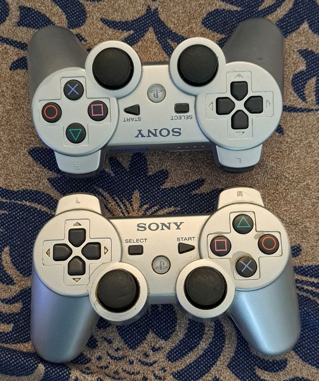 Ps3 Controller original Sony 2 Stück (Gebraucht) in Biel/Bienne für CHF ...