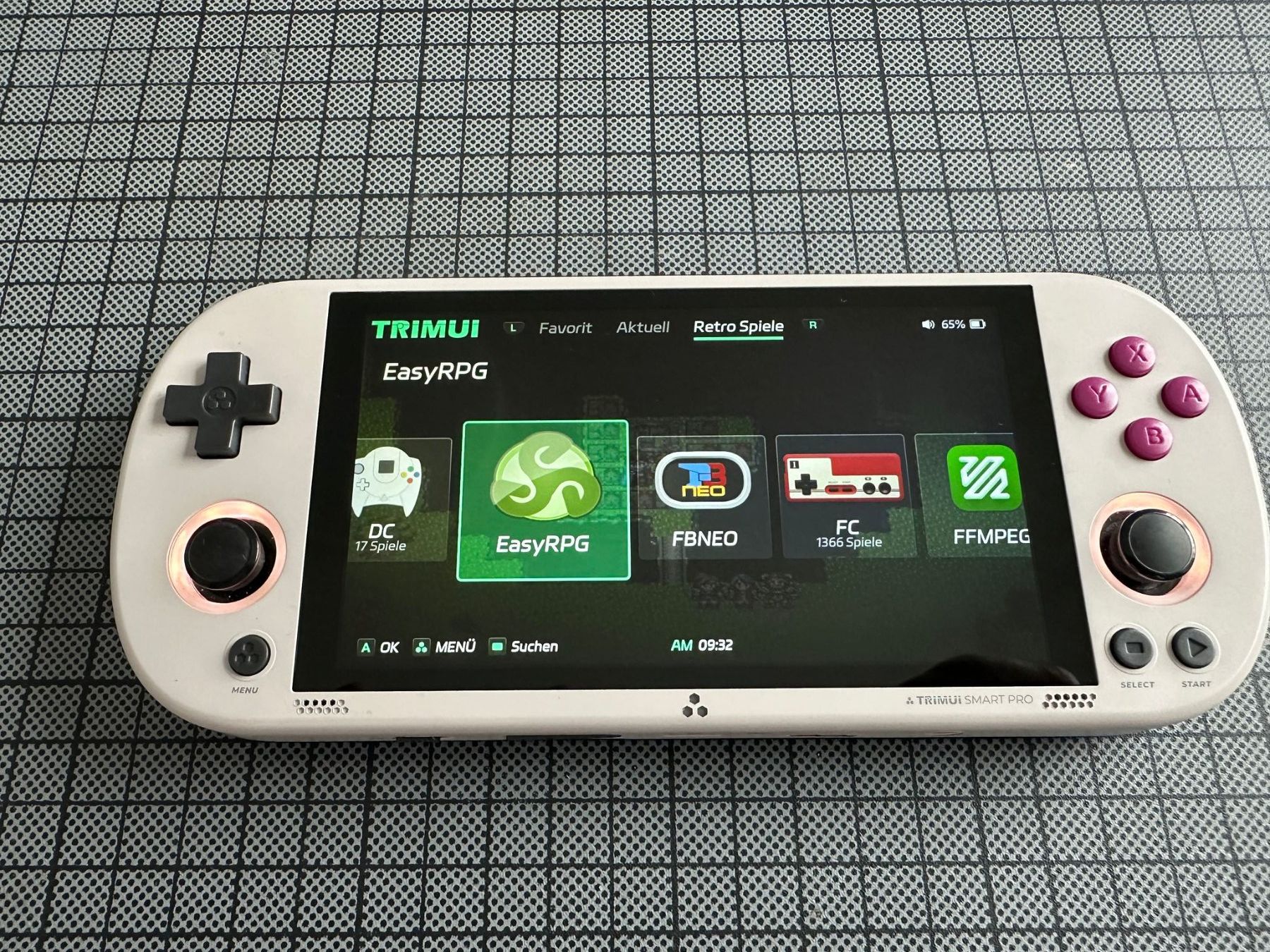 Trimui Smart Pro Retro Handheld Konsole - MIT SPIELEN (Gebraucht) in ...