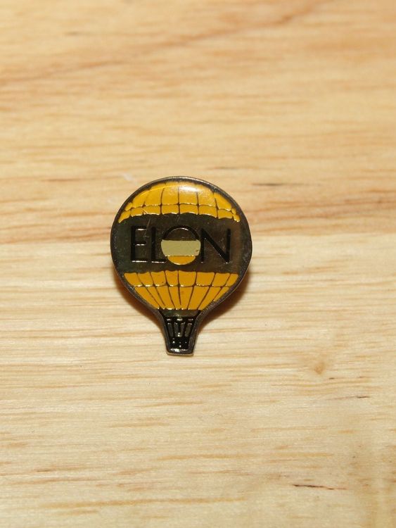 Pin Heissluftballon Elon (Gebraucht) in Kriens für CHF 1 – mit ...