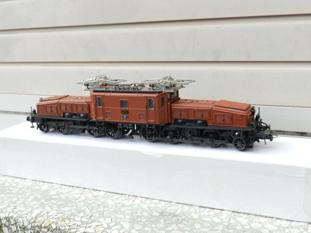 ROCO H0 WS Digital Krokodil Ce 6/8 braun | Kaufen auf Ricardo