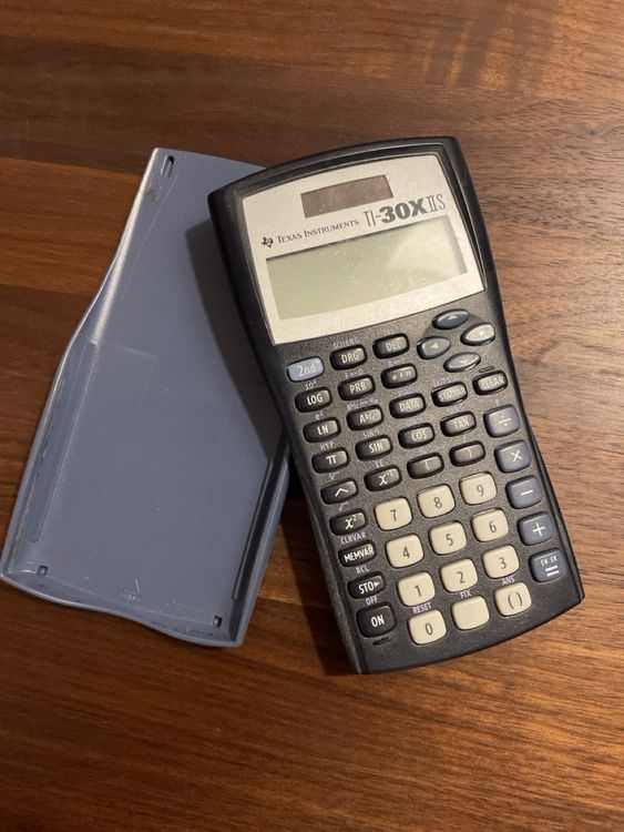 TI-30XIIs Rechner von Texas Instruments für die Schule! (Neu (gemäss ...