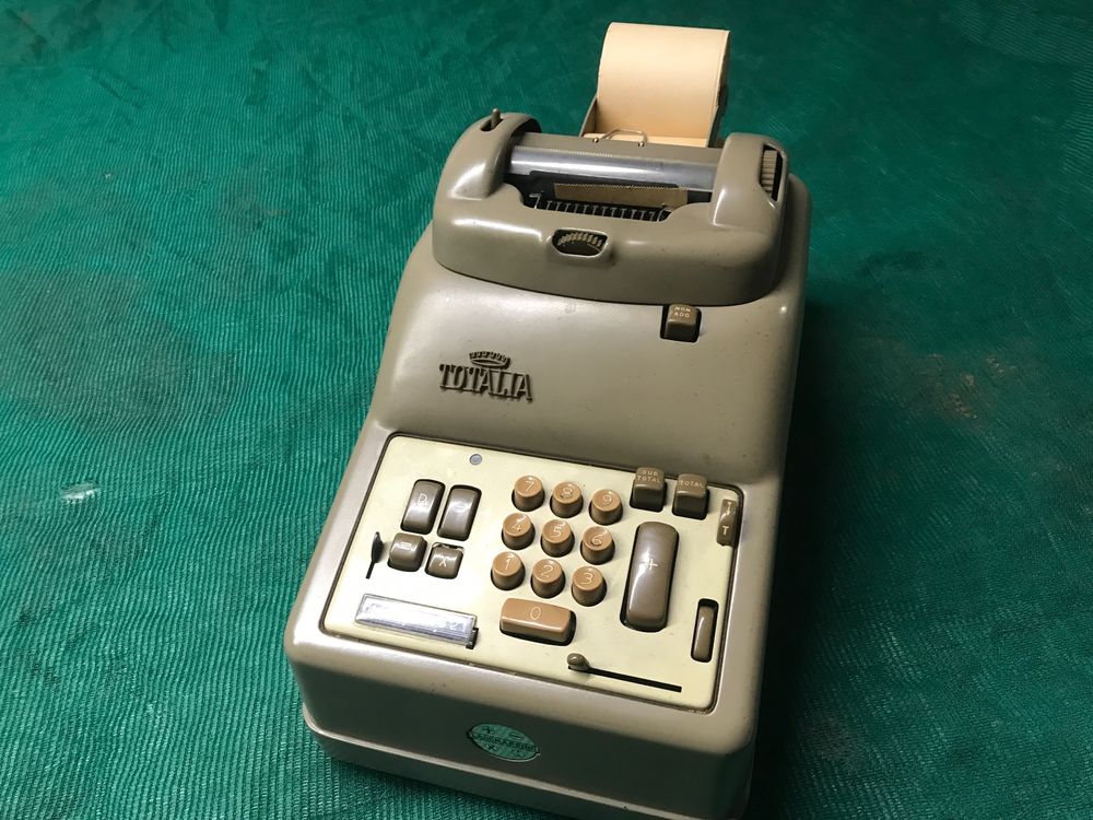 Antike Rechenmaschine Totalia Lagomarsino | Kaufen auf Ricardo