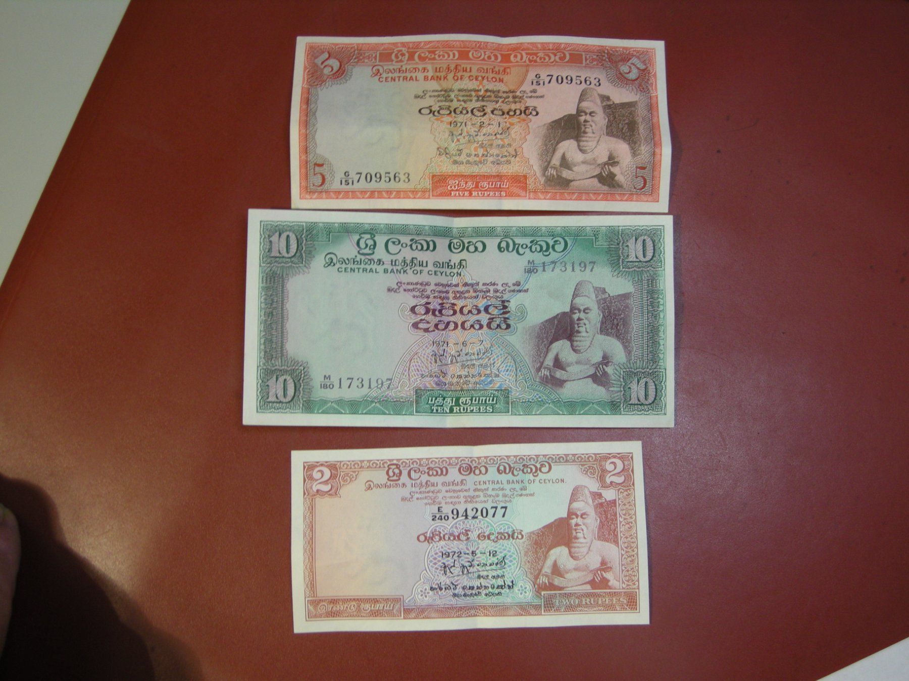 CEYLON, 3 BANKNOTEN CENTRAL BANK OF CEYLON, RUPEES (Gebraucht) in ...