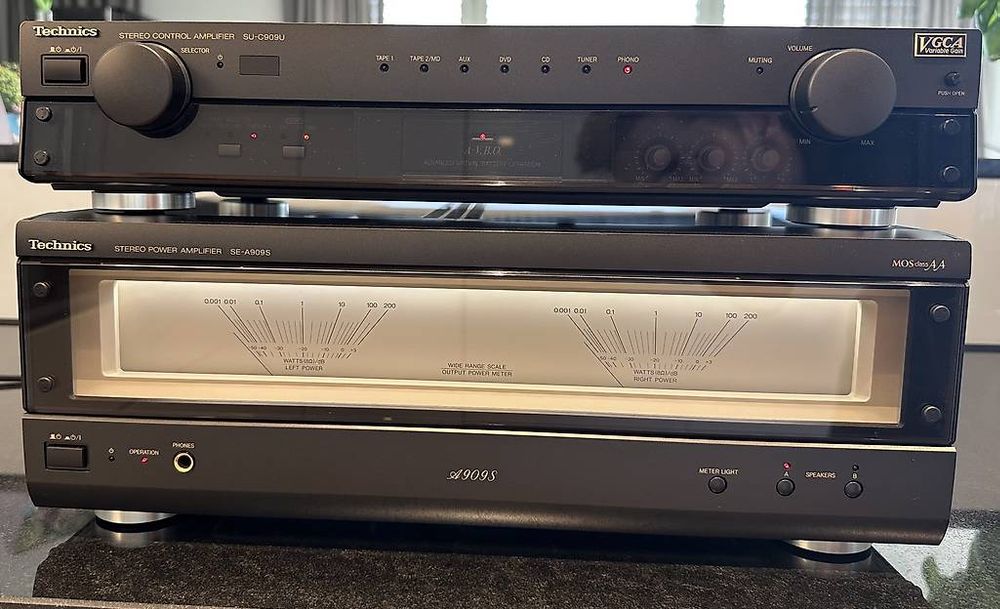 Technics SE-A909S und SU-C909U (Gebraucht) in Malans GR für CHF 800 ...