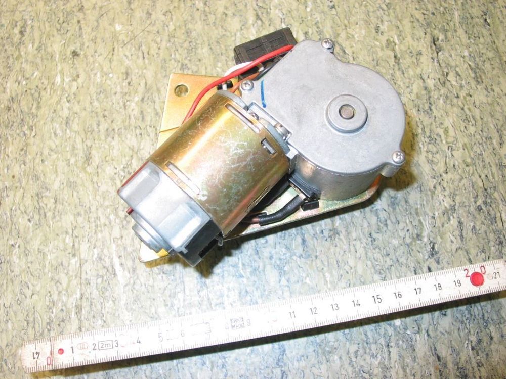 Stellmotor Servo 12V von VW (Neu (gemäss Beschreibung)) in Rickenbach ...