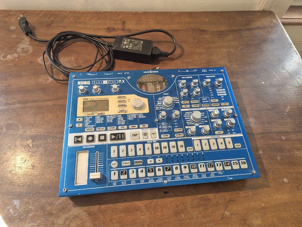 Korg Electribe MX EMX-1 Sampler Groovebox - Defekt (Gebraucht) in Bern ...