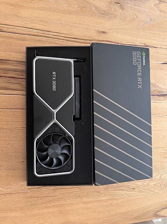 NVidia GeForce RTX 3080 FE (Founders Edition) (Gebraucht) in Glattpark ...