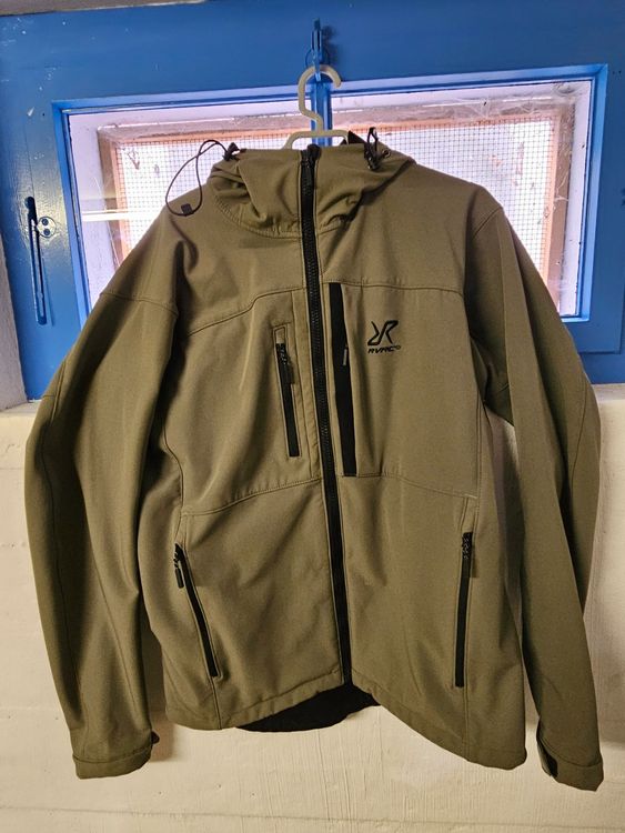 Revolution Race Softshell Jacke (Gebraucht) in Hägglingen für CHF 60 ...