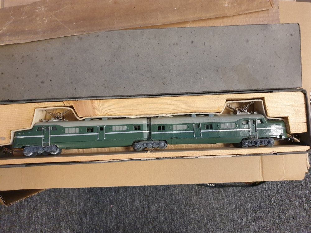 Märklin DL 800 Doppellokomotive (Gebraucht) in wallisellen für CHF 700 ...