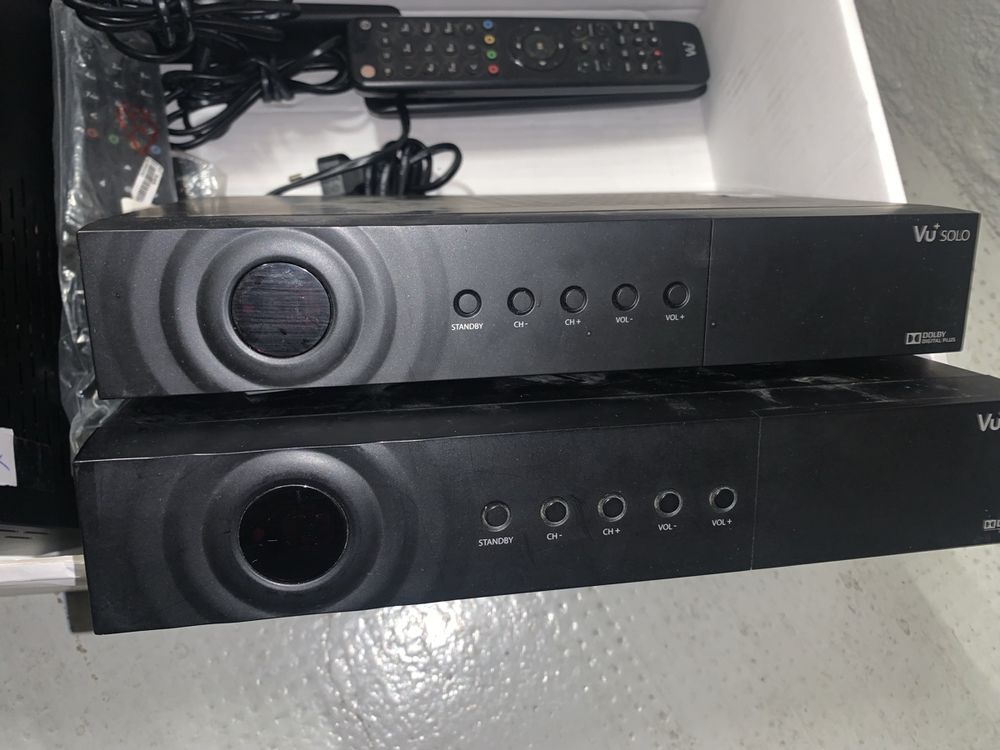 4 VU+ solo satellite receivers (Gebraucht) in Genève für CHF 30 – mit Lieferung auf Ricardo kaufen