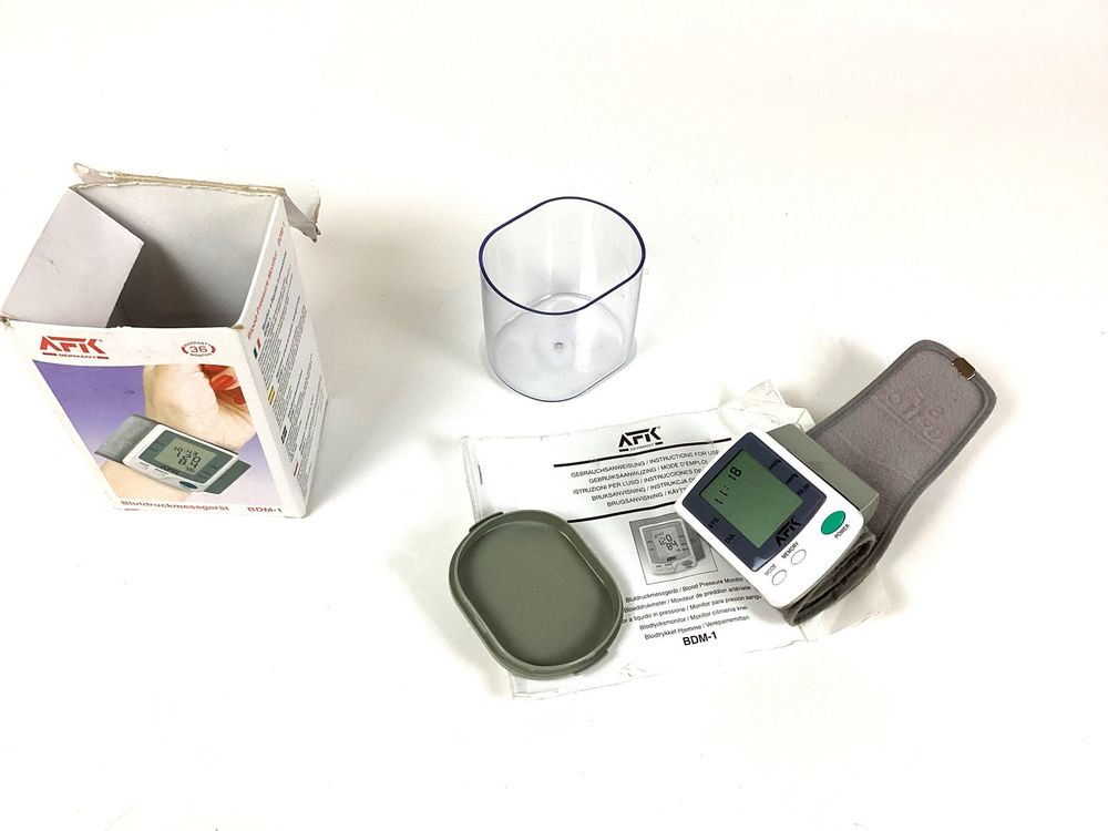 AFK GERMANY Blutdruckmessgerät (Gebraucht) in Zürich für CHF 5 – mit ...