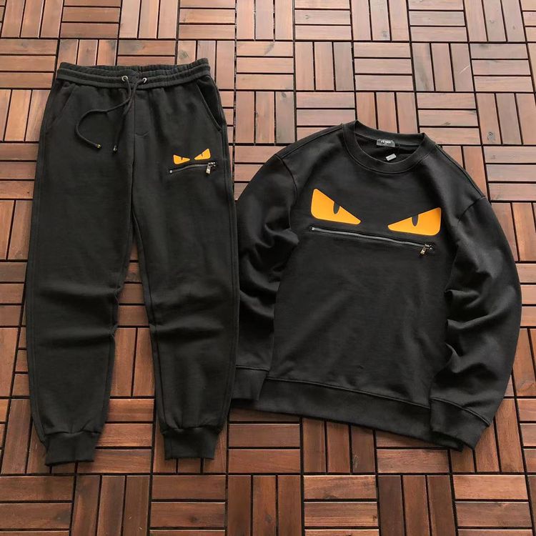 Tuta Fendi Nuova 🔥 (Neu und originalverpackt) in Flims Waldhaus für CHF 280 – mit Lieferung auf ...