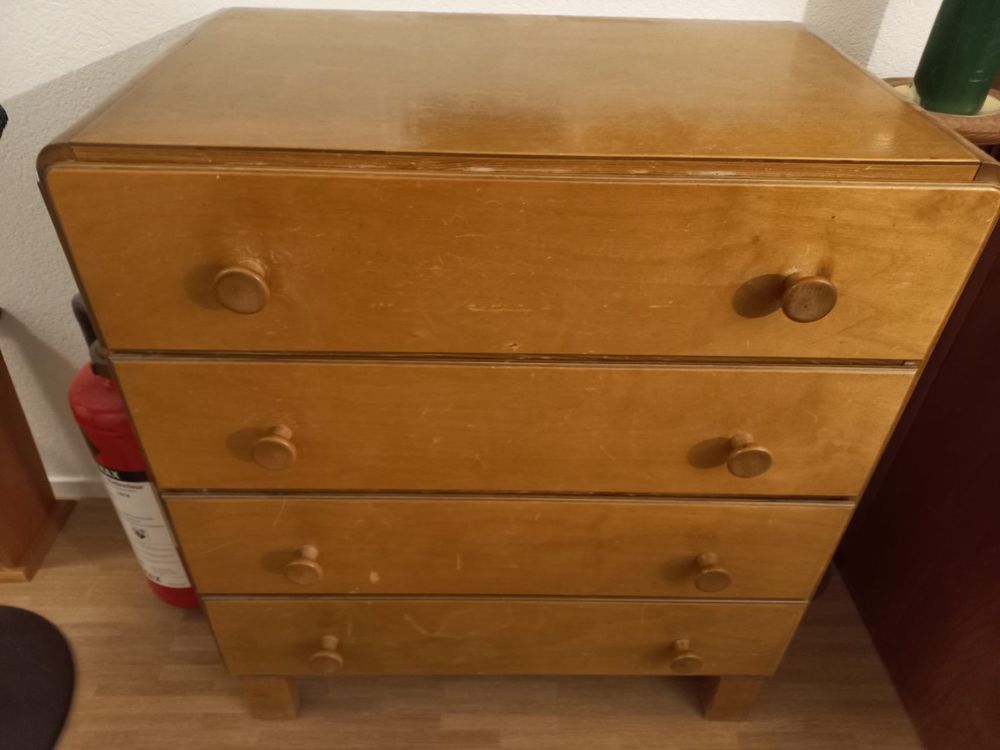 Holzkommode mit 4 Schubladen (Gebraucht) in Langnau i. E. für CHF 10 ...