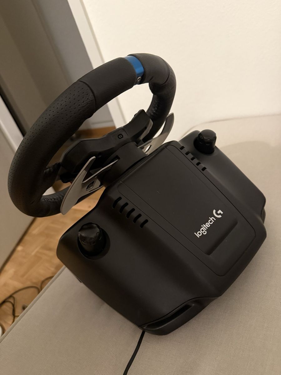 Logitech G29 Racing Wheel and Pedals - Ready to Race! (54) (Gebraucht ...