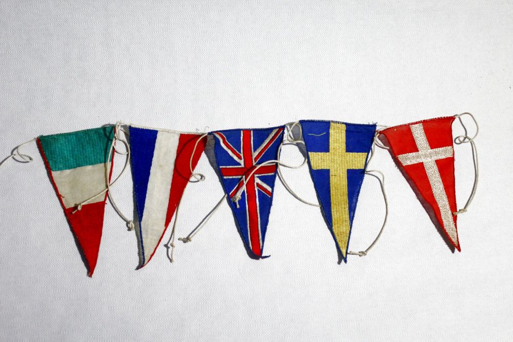 5x Vintage - Wimpel / Flaggen / Fahnen, Stoff, um 1965 | Kaufen auf Ricardo