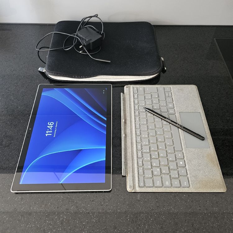 Microsoft Surface 11 Pro 2015, 128GB, Windows 11, Top Zustan | Kaufen ...