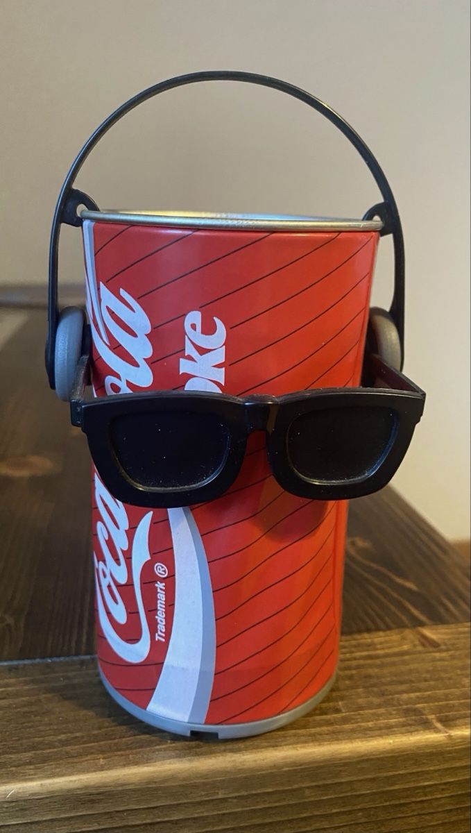 Canette dansante Coca Cola (D'occasion) à Villars-ste-croix pour CHF 5 ...