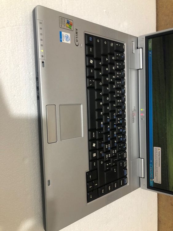 Fujitsu Siemens Laptop mit xp Windows (Gebraucht) in Biel-Bienne für ...