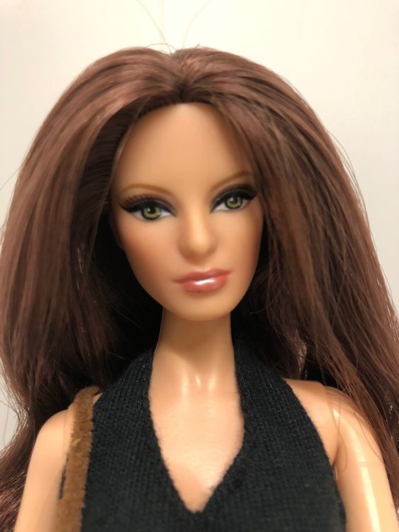 BARBIE….BASICS Model NR. 14 (Gebraucht) in Aarwangen für CHF 41 – mit ...