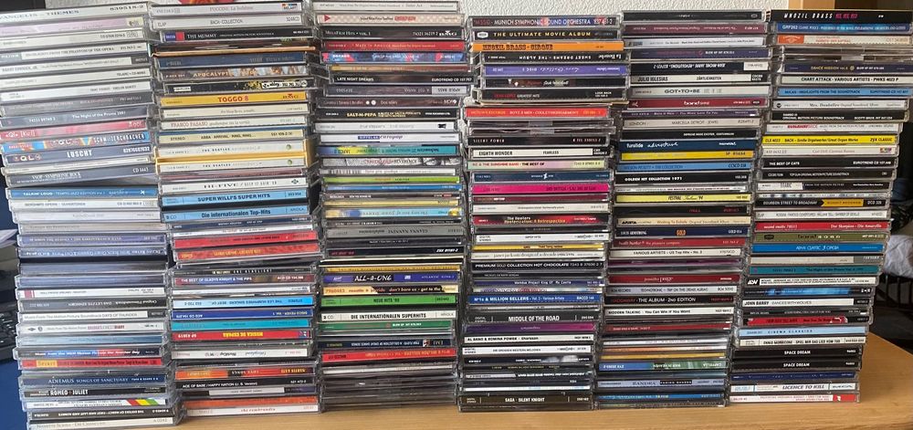 CD Sammlung aus diversen Genres | Kaufen auf Ricardo