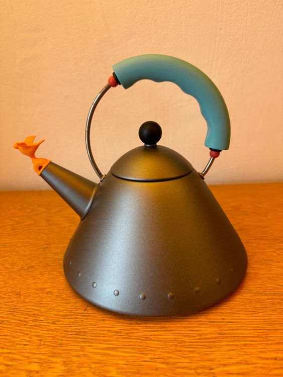 Alessi Wasserkessel matt mit Vogelflöte | Kaufen auf Ricardo