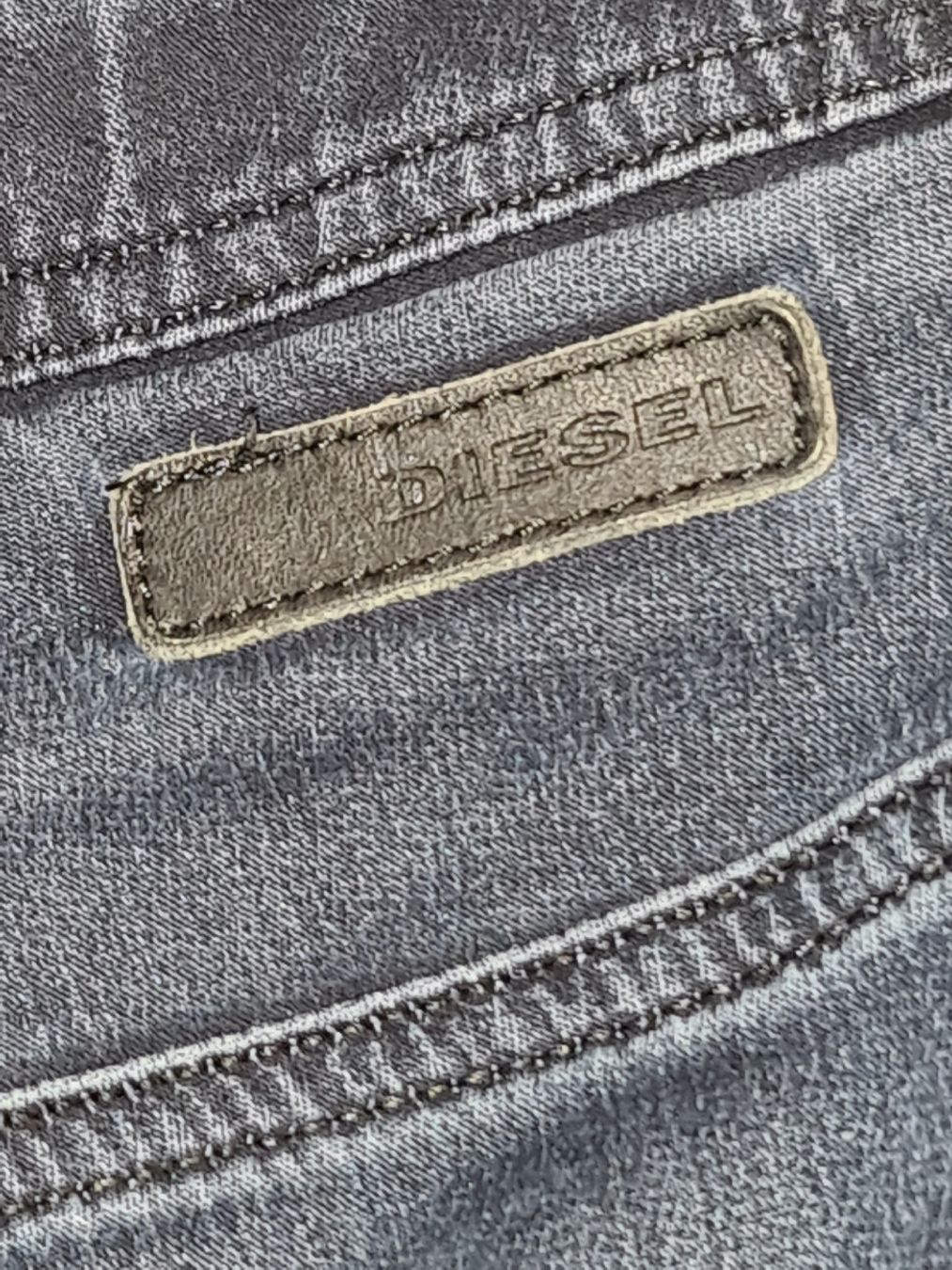 Diesel Krooley Jeans, Denim Jogg-Jeans, Grösse 32/32 (Neu (gemäss ...