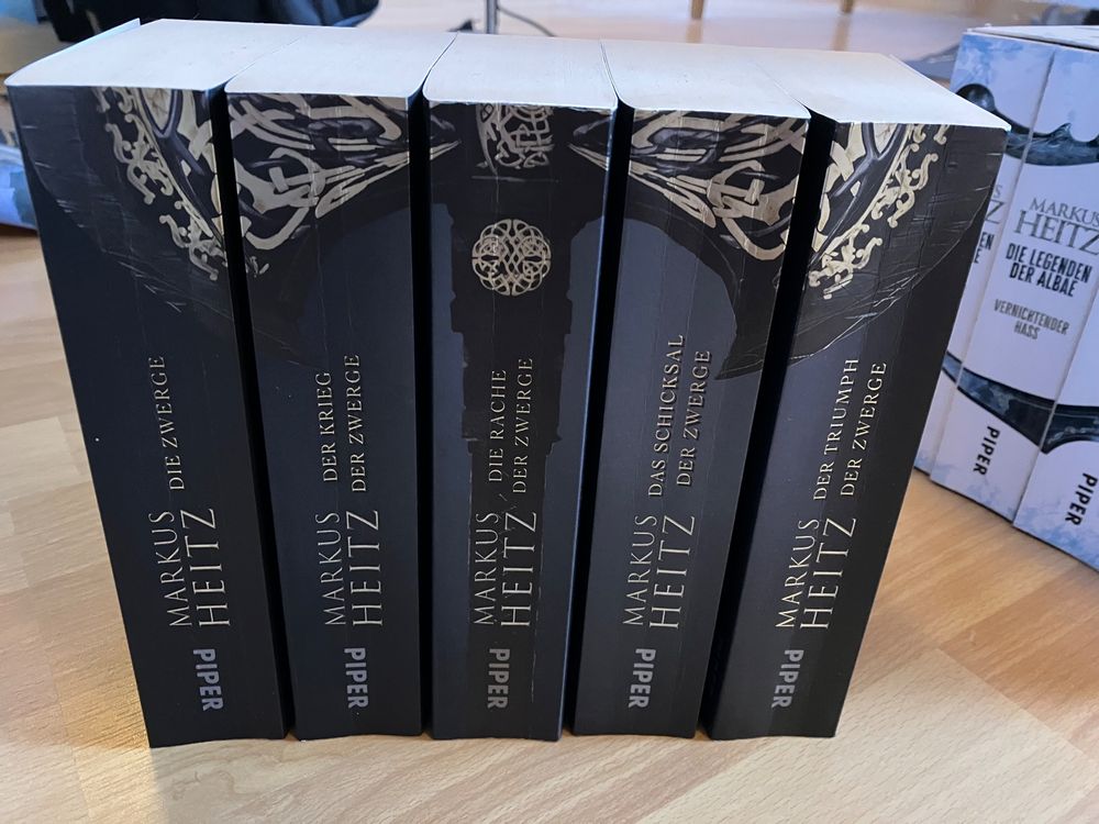 Markus Heitz - Die Zwerge 1-5, Komplett! Top Zustand. (Gebraucht) in ...