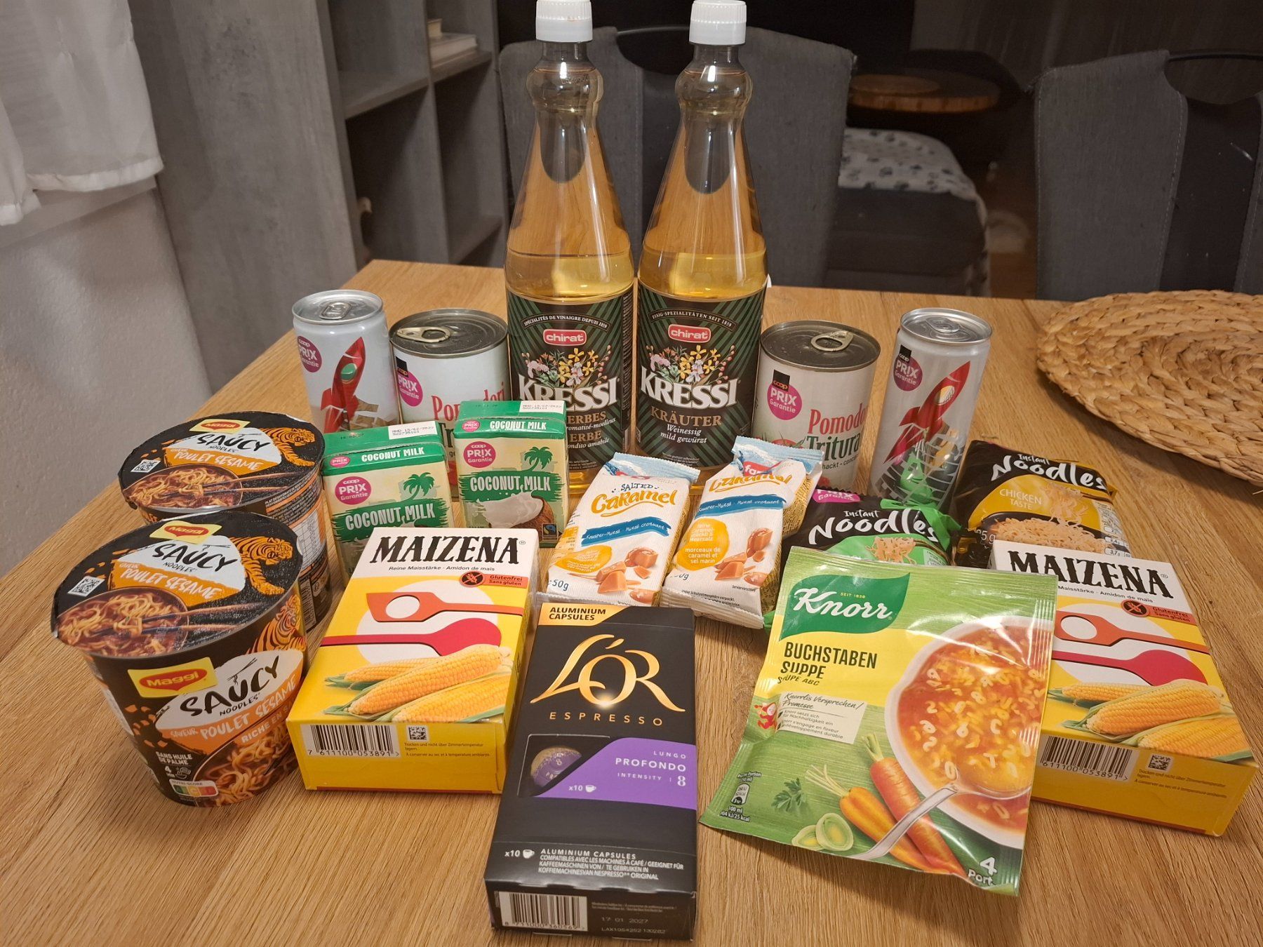Lebensmittel im Wert von ca. 35 CHF (Neu und originalverpackt) in ...