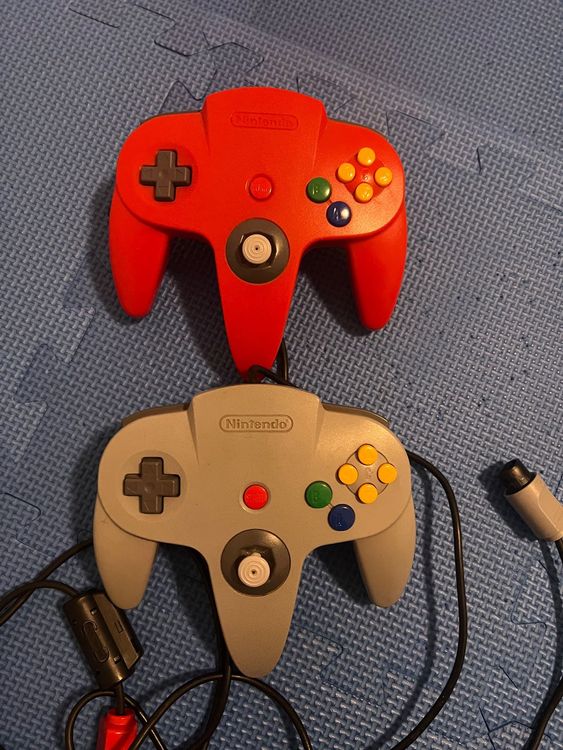 2x original Nintendo 64 / N64 Controller | Kaufen auf Ricardo
