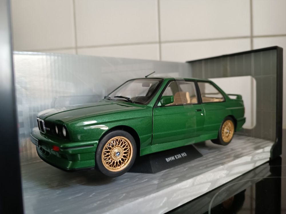 BMW M3 E30 british racing green 1/18 Solido NEU/OVP (Neu und ...