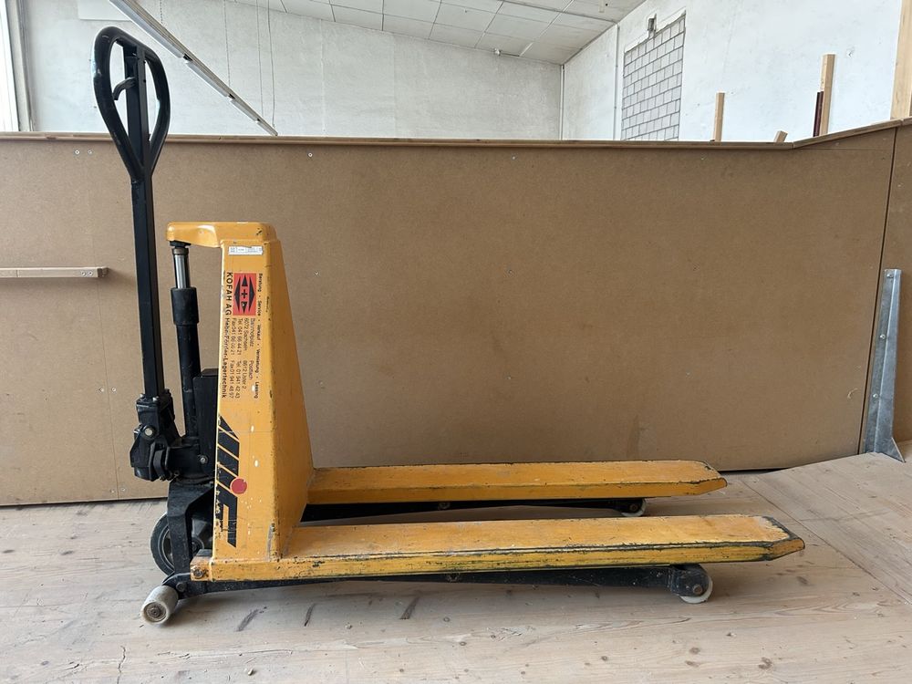 Hubwagen mit Scherenhub, Tragkraft 1000 kg (Gebraucht) in Elgg für CHF ...