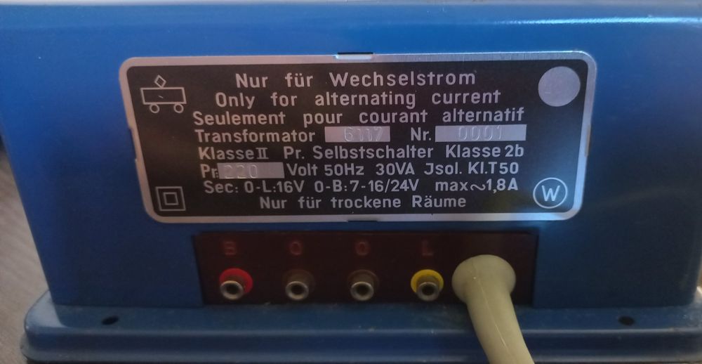 Märklin 6117 - Transformateur AC 220 V~, 30 VA | Kaufen auf Ricardo