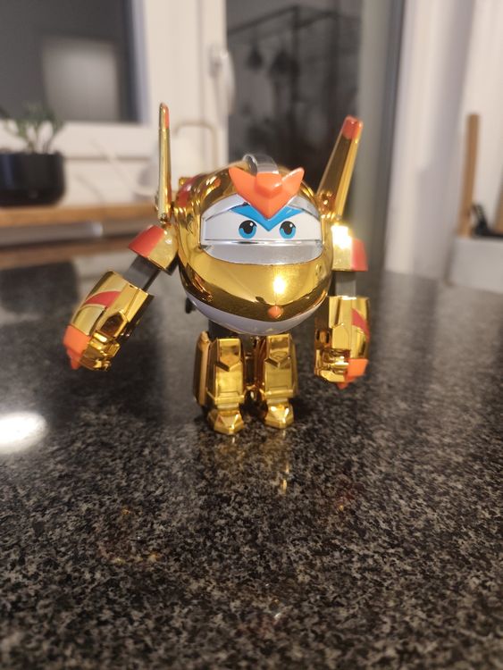 Super Wings Golden Boy Transformier Figur Jet Robot 🤖 (Gebraucht) in ...