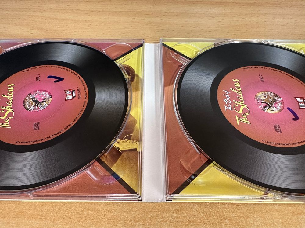 The Shadows – The Best Of The Shadows - 2 CD (Gebraucht) in Rikon im ...