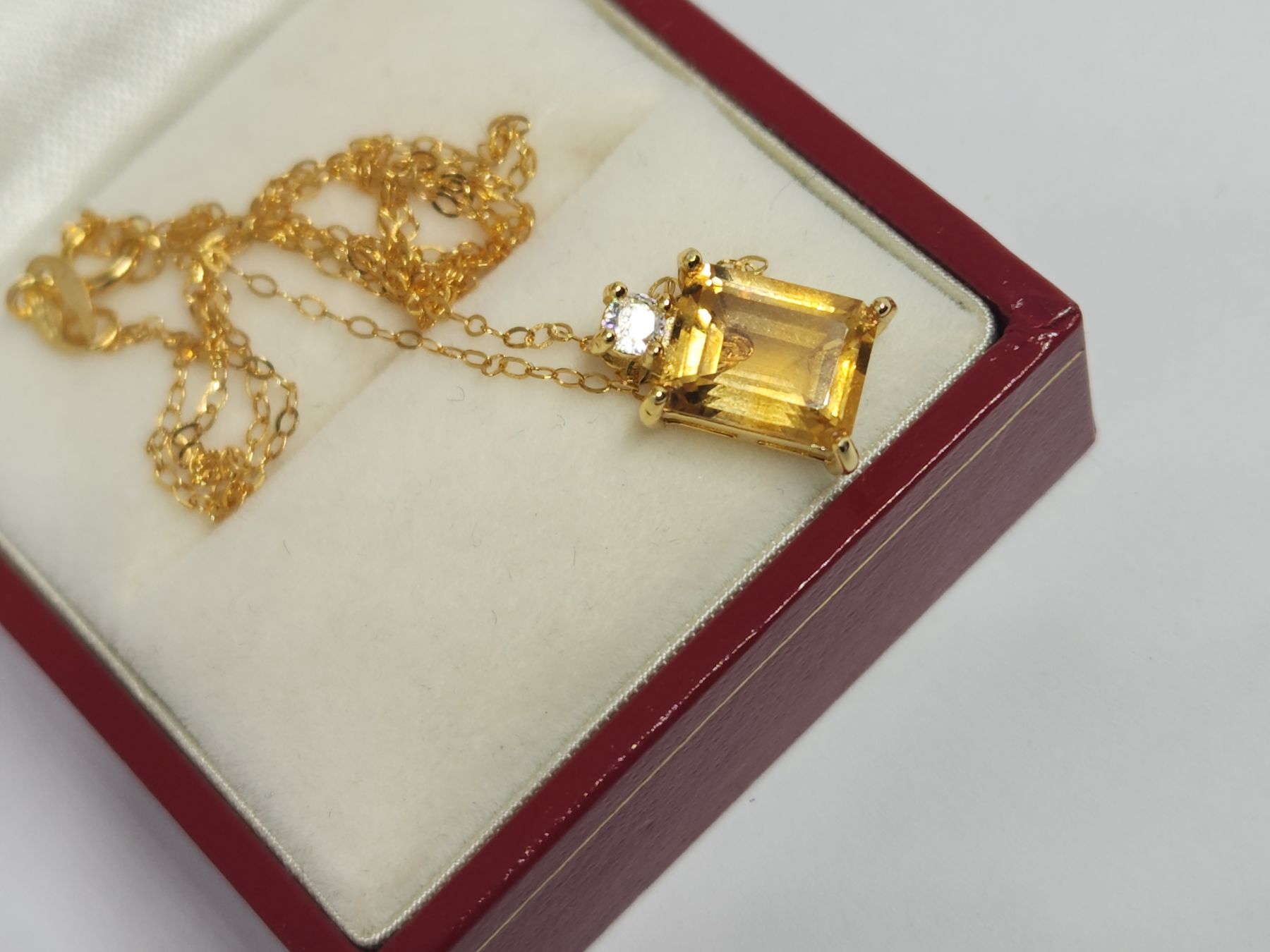 Citrin Anhänger und Diamant immitat und goldene Kette 925 (Neu (gemäss ...