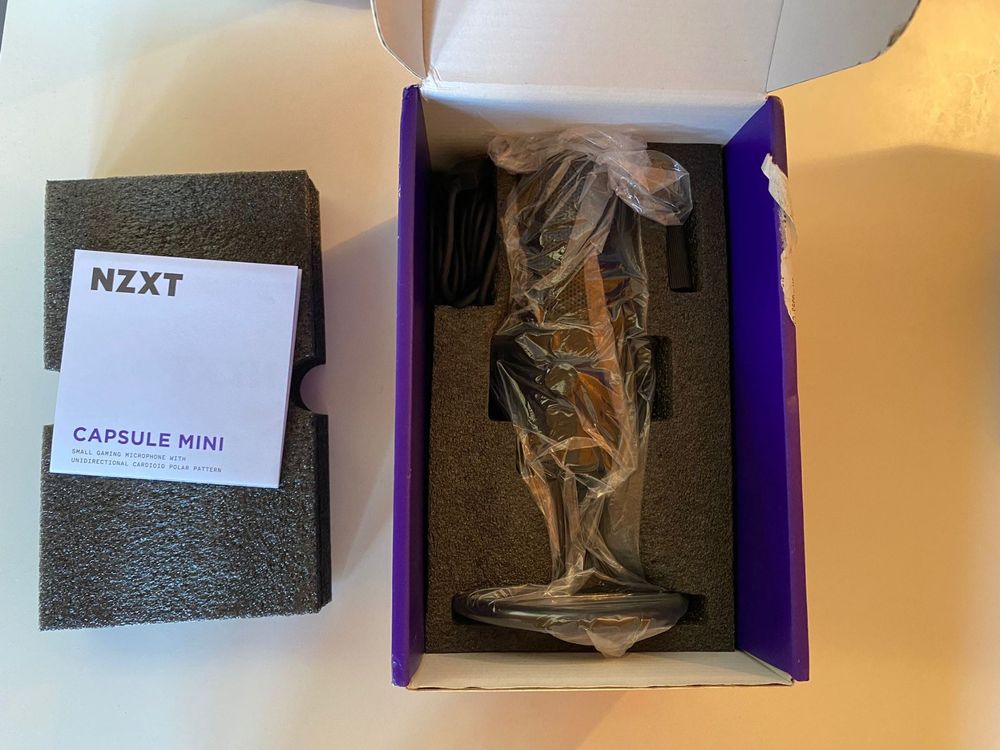 NZXT Capsule Mini Mikrofon mit Tischhalterung und Fusshalter (Gebraucht ...