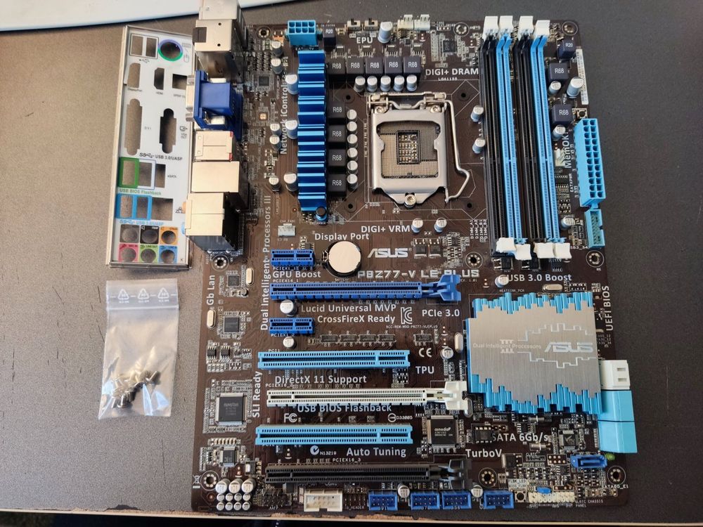 ASUS P8Z77-V LE PLUS Mainboard LGA 1155 | Acheter sur Ricardo