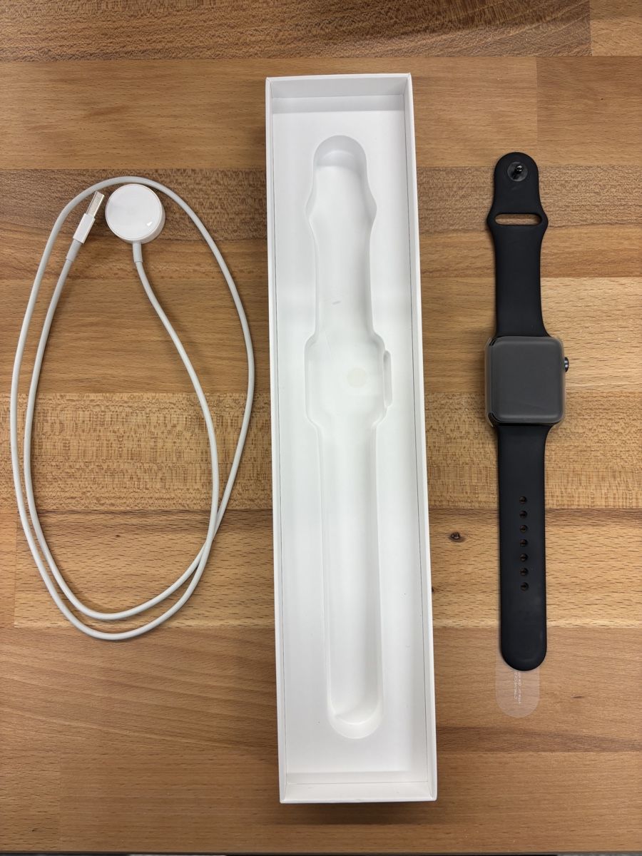 Apple Watch Series 3 NEU 42 mm in OVP (Neu und originalverpackt) in ...
