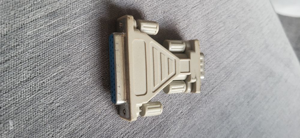 DB9 Male 9-Pin to DB25 Female 25-Pin Serial Adapter (Gebraucht) in ...