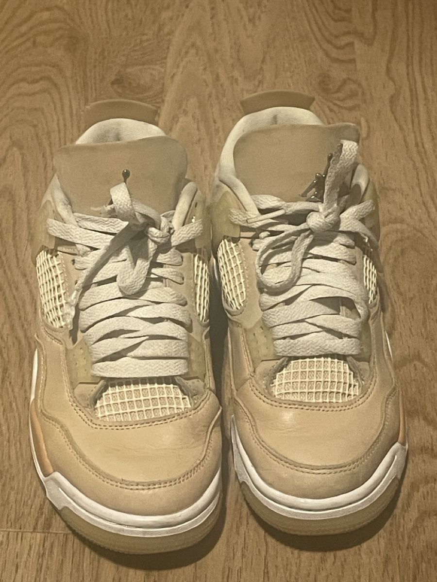 Air Jordan 4 Retro taille 37,5 (D'occasion) à Monthey pour CHF 195 ...