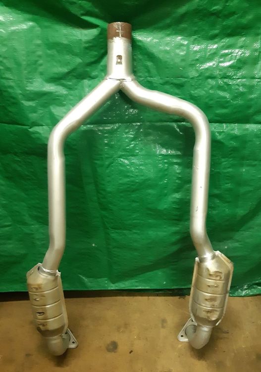 Chevrolet Corvette C4 Y-Pipe mit Kat (Gebraucht) in Niedergösgen für ...
