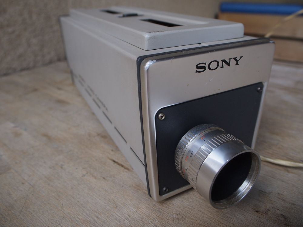 Sony Video Camera, Ueberwachungsgerät aus der 1980 Jahren. | Kaufen auf ...