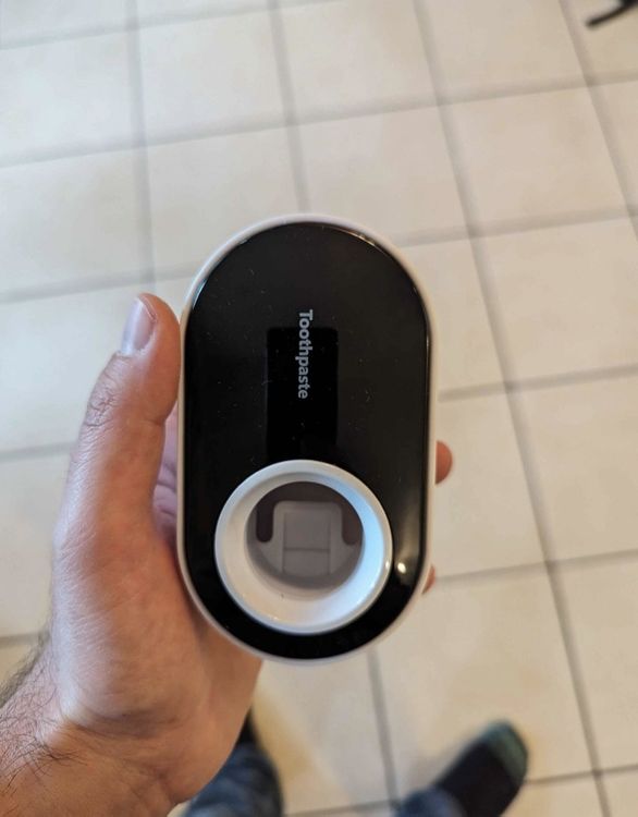 Toothpaste dispenser push new never used (Neu und originalverpackt) in ...