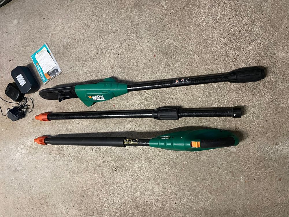 Akku Säge / Garten / Baum / Astsäge Black & Decker (Gebraucht) in ...