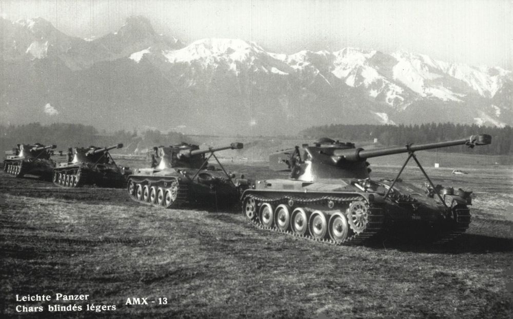 Leichte Panzer AMX - 13 (Gebraucht) in Bronschhofen für CHF 10 – mit Lieferung auf Ricardo kaufen