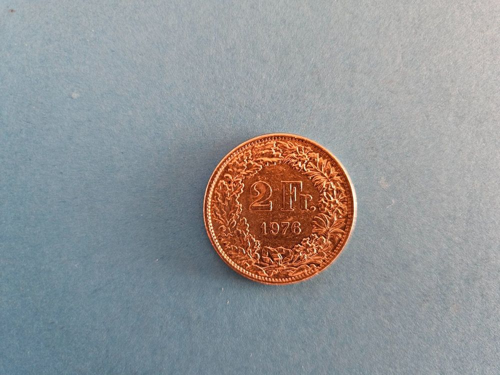 2 Franken, 1976 (Gebraucht) in Trachslau für CHF 2.5 – mit Lieferung auf Ricardo kaufen